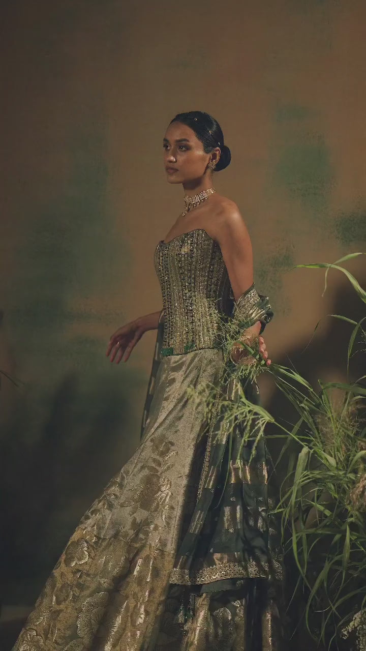 Poonam Lehenga – K R I T I